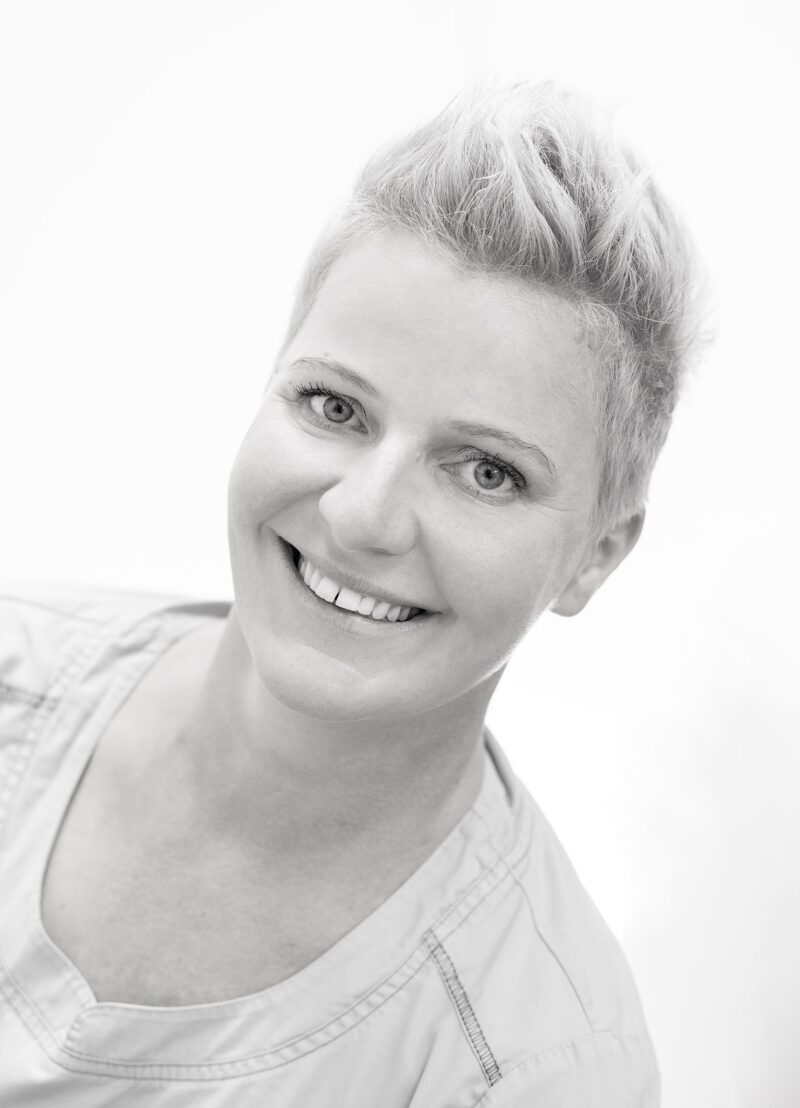 TEAM - Dr Astrid Neger